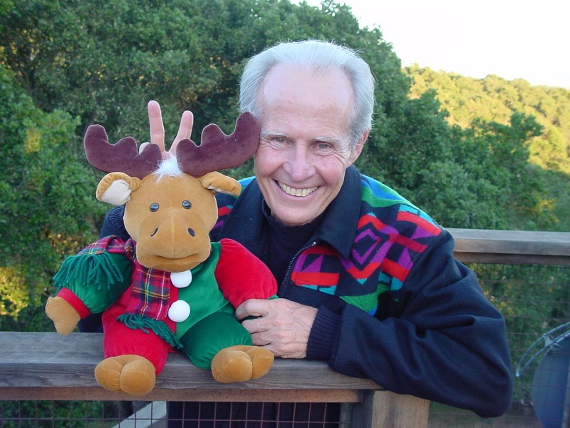 Bet You Didn’t Know a Veterinarian Sang ‘Grandma Got Run Over By A ...